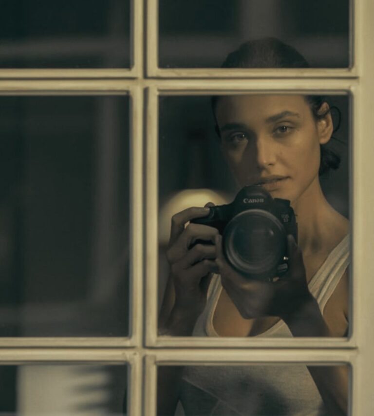 Lady Voyeur, voyeurismo e segreti nella serie più sensuale su Netflix
