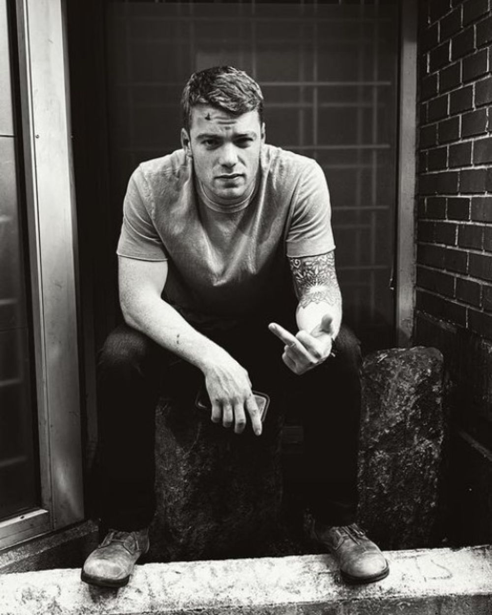 Gabriel Basso, tutto sulla star di "The Night Agent" e "Elegia americana"